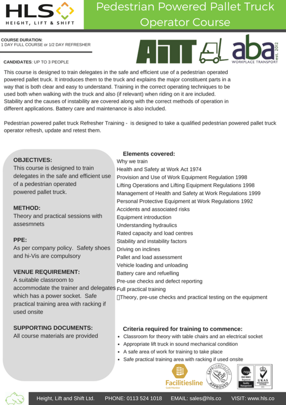 What does the Pedestrian Powered Pallet Truck training course cover?